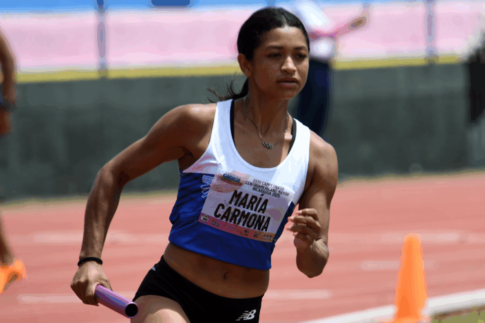 María Alejandra Carmona conquista plata en los 400 metros lisos ...